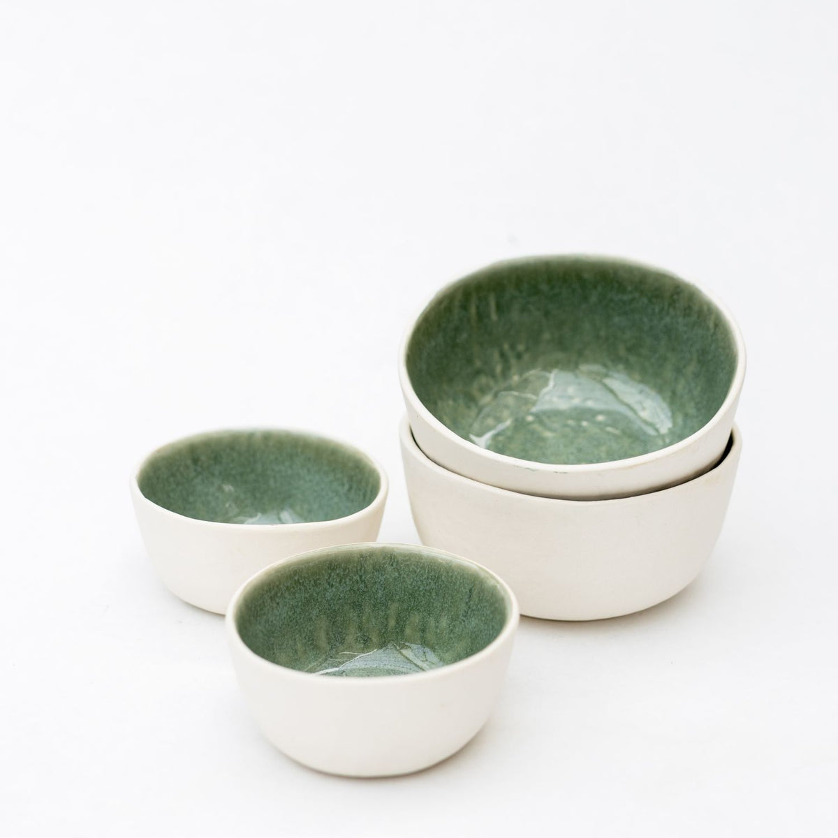 Natural Green Ceramic Bowls – Petersham Nurseries