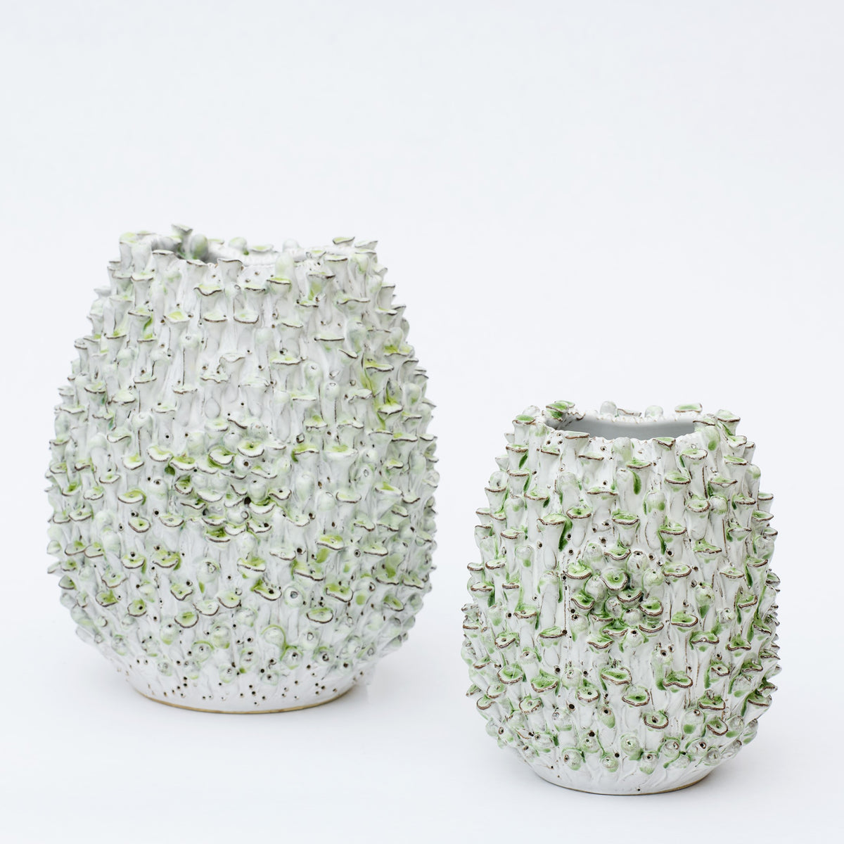 Ceramic Egg Vase - Available in 2 Sizes – Petersham Nurseries